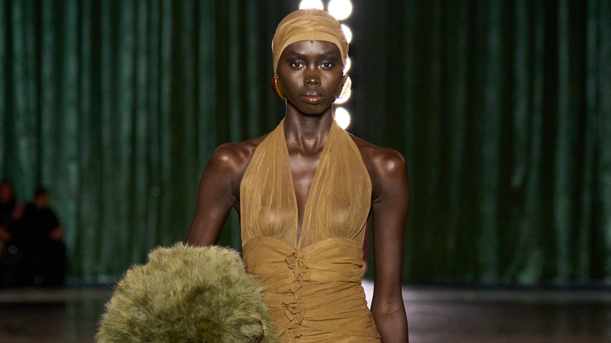 Your Guide to the Paris Fashion Week Spring 2025 Schedule - theFashionSpot