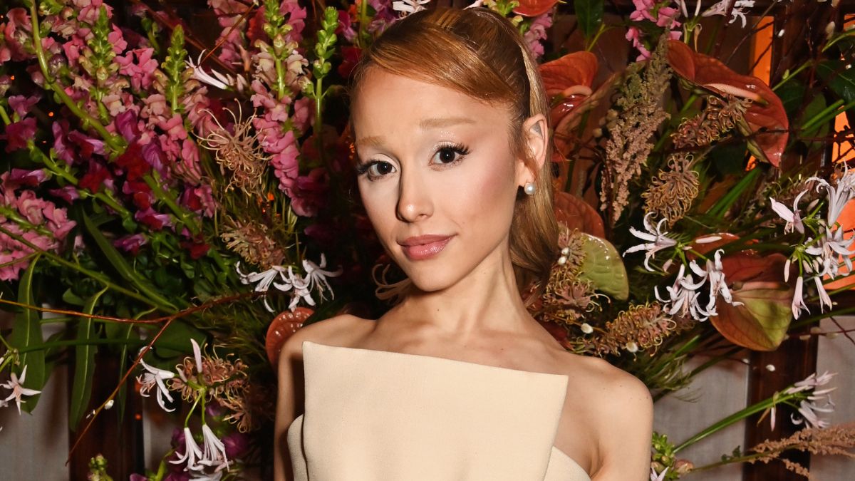 Oscar Nominee Ariana Grande Lets Her Tiny Celine Dress Do the Talking ...