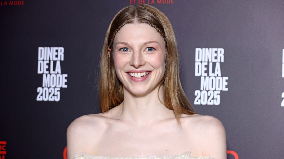 Hunter Schafer's Fit Is Oh-So-Dreamy in New Paris Photos - theFashionSpot