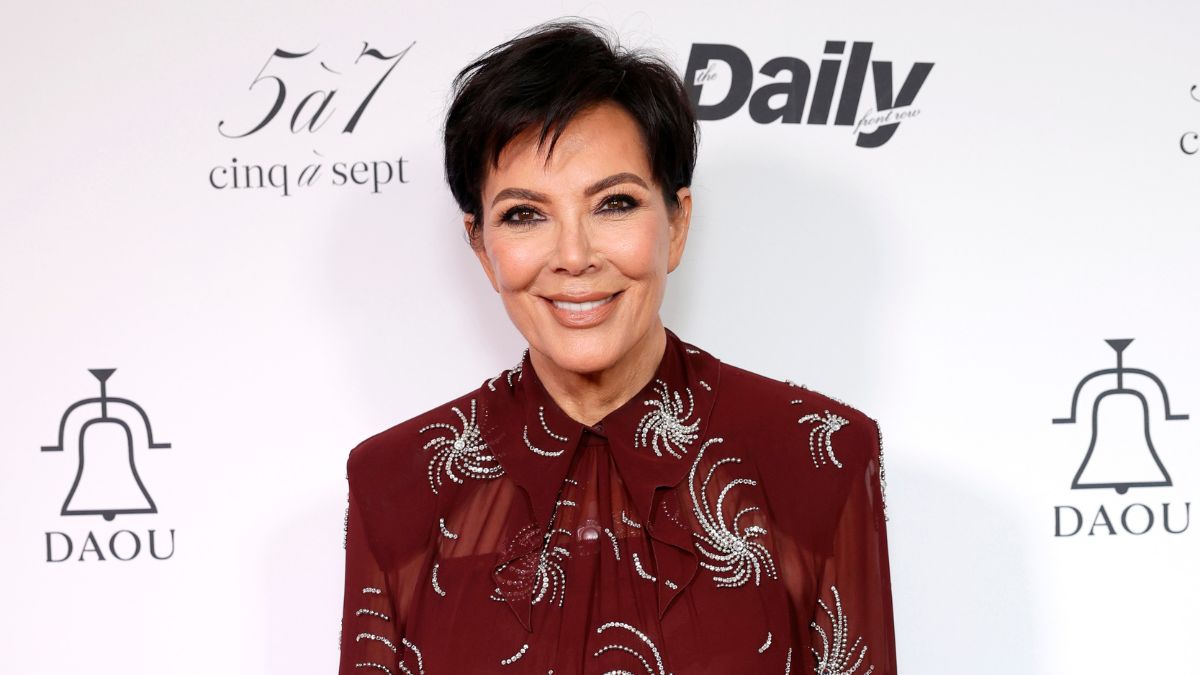Kris Jenner's New Photos Prove Alo Sets Are Truly the Coziest ...