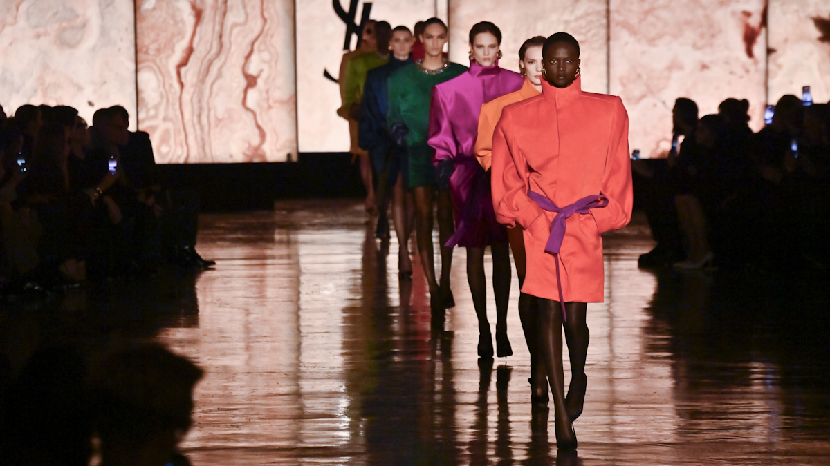 Here's Your Guide to the Paris Fashion Week Spring 2026 Schedule ...