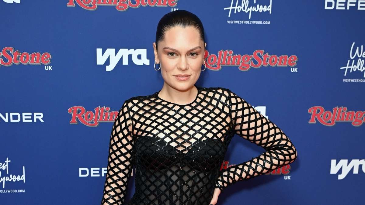 Jessie J's Flaunts Toned Physique in Bra Top & Underwear - theFashionSpot