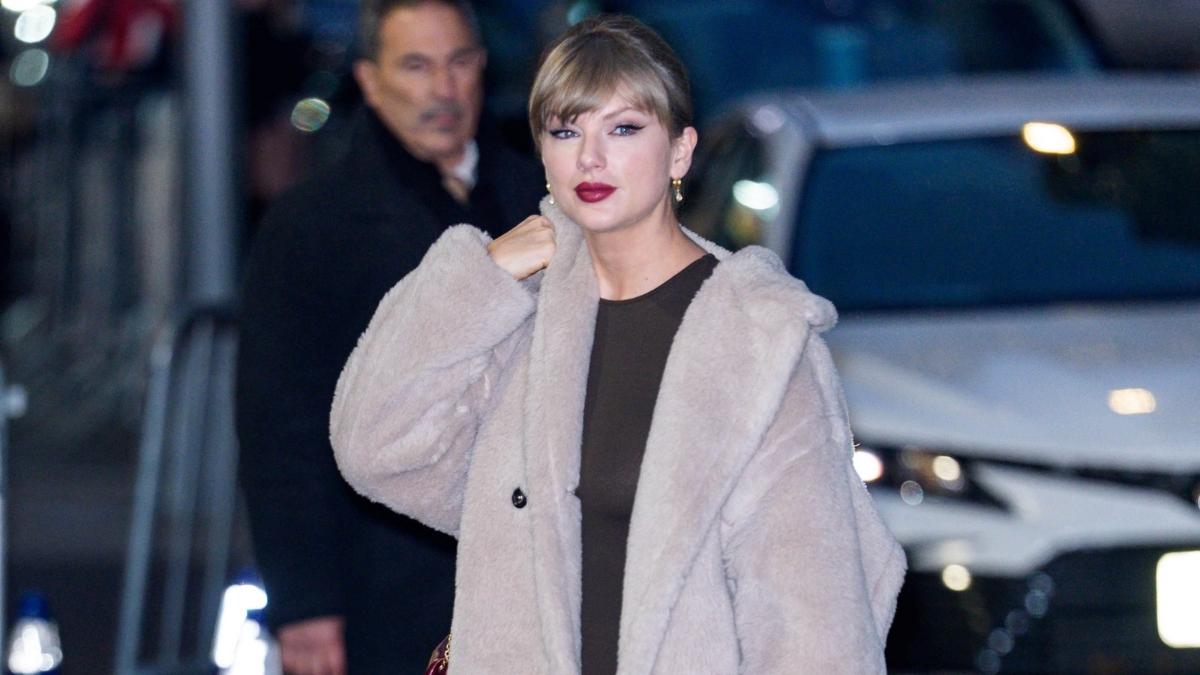 Taylor Swift Rewears Zydo Gold & Diamond Earrings for New Teaser ...