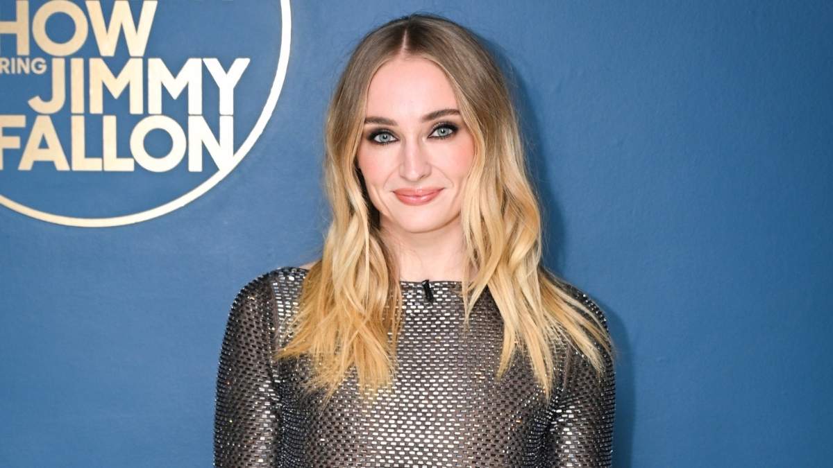 Sophie Turner’s Retrofete Micro Minidress Is Completely See-Through ...