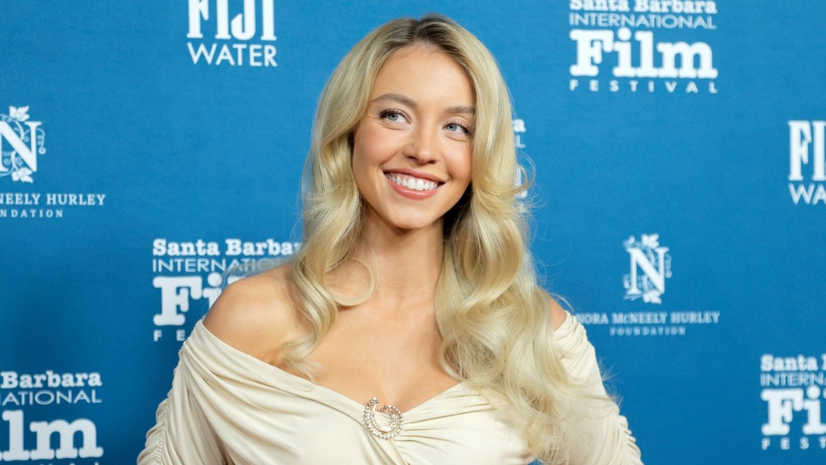 Sydney Sweeney Models New Lingerie Line in Brand Photoshoot ...