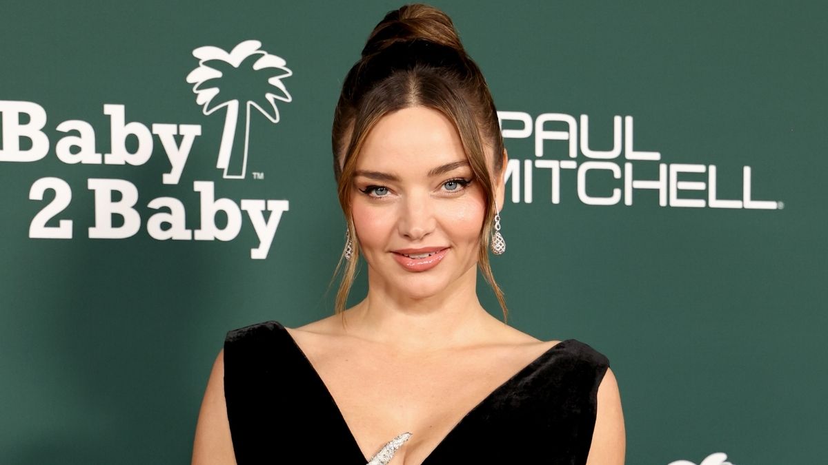 Miranda Kerr Gives a Peek at Bathrobe Prep Moment in Latest Photo Dump ...