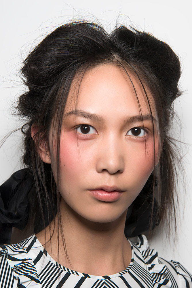 18 Voluminous Hairstyle Ideas That Aren't Dated - theFashionSpot