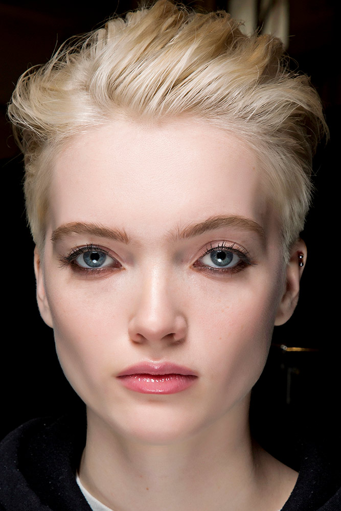 Effortless Hairstyles That Take No Time to Do - theFashionSpot