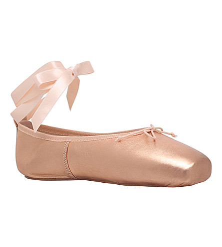 25 Upgraded Ballet Flats Shoes That Don't Try Too Hard - theFashionSpot