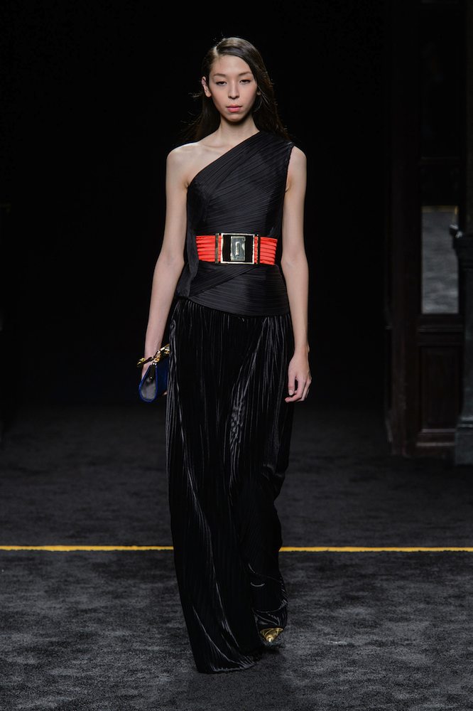 Balmain Fall 2015 Runway - theFashionSpot
