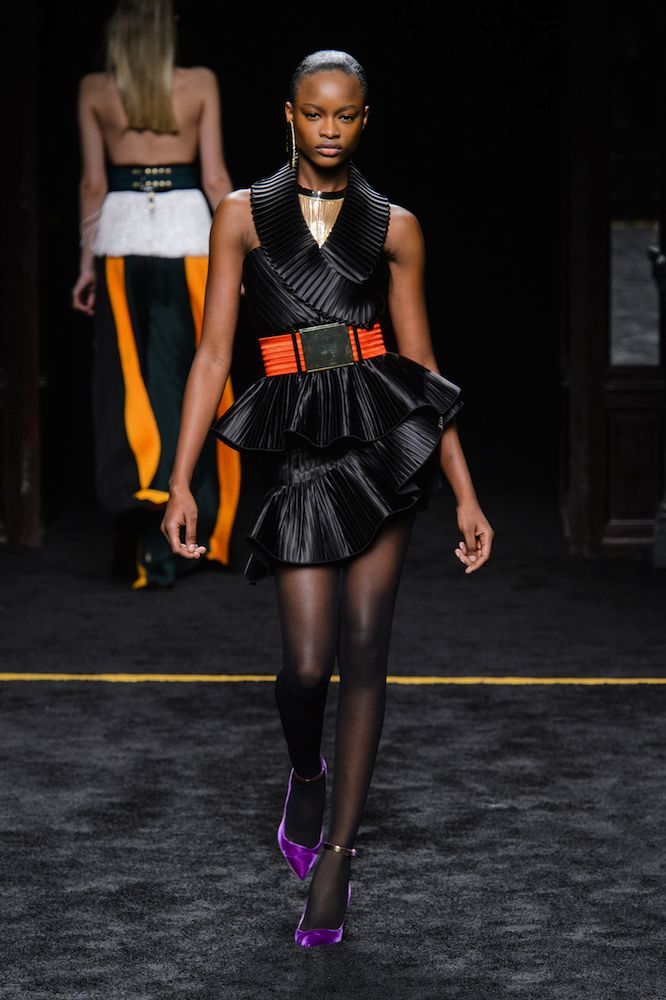 Balmain Fall 2015 Runway - theFashionSpot