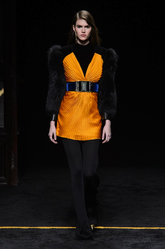 Balmain Fall 2015 Runway - theFashionSpot