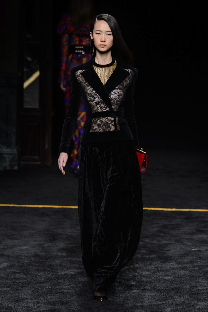 Balmain Fall 2015 Runway - theFashionSpot