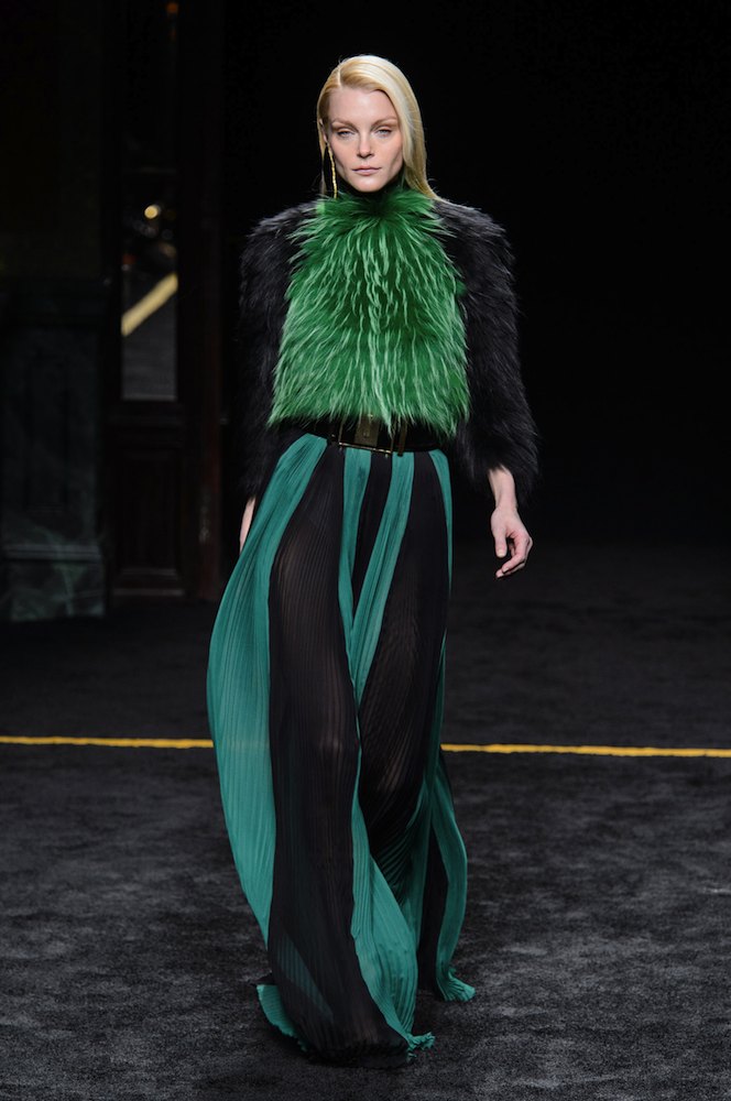 Balmain Fall 2015 Runway - theFashionSpot