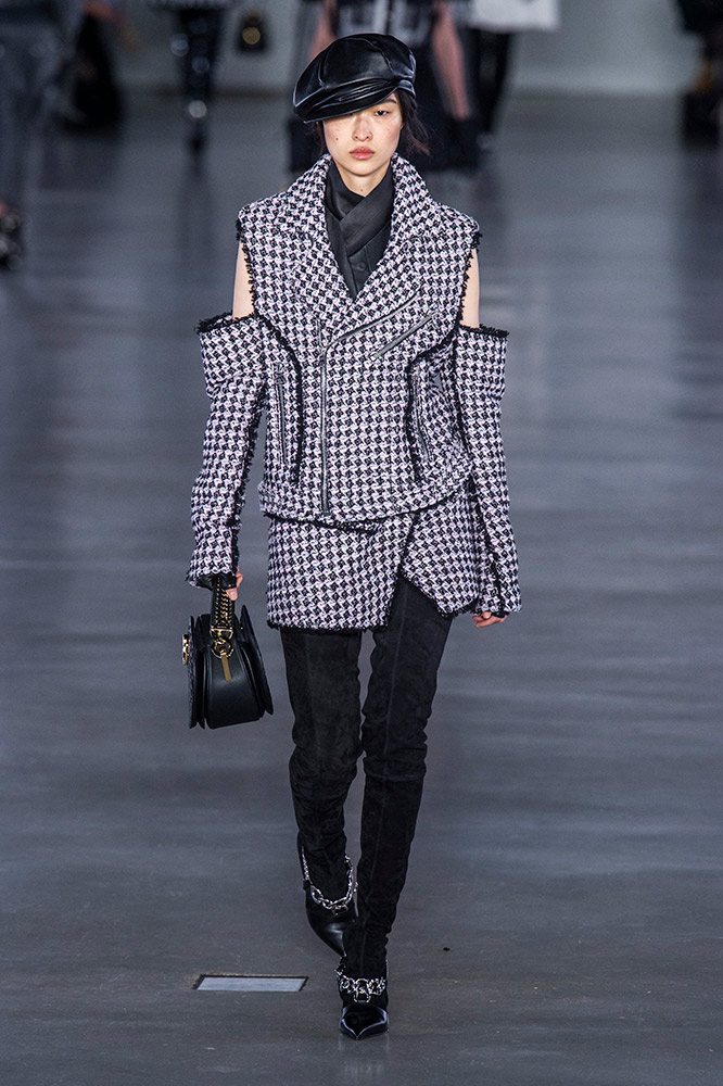 Balmain Fall 2019 Runway - theFashionSpot