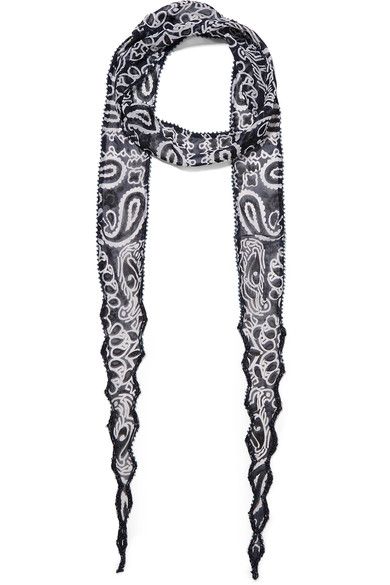 How to Wear a Bandana the Fashion Girl Way - theFashionSpot
