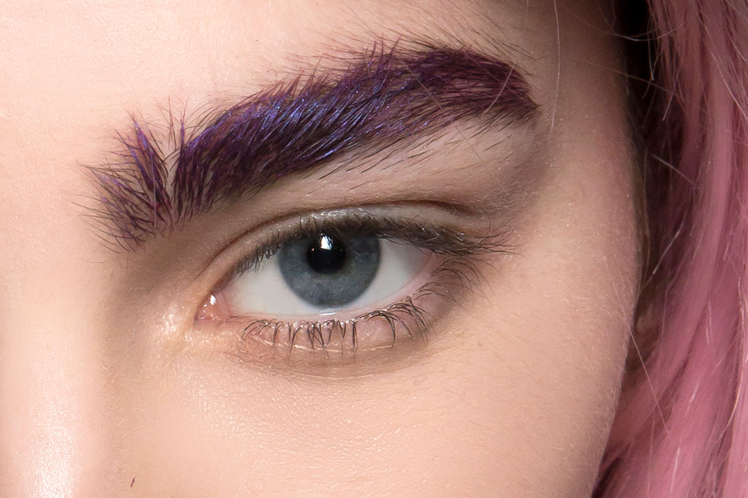 These 10 Runway-Approved Eyebrow Looks Are Your Spring Beauty Weapons ...