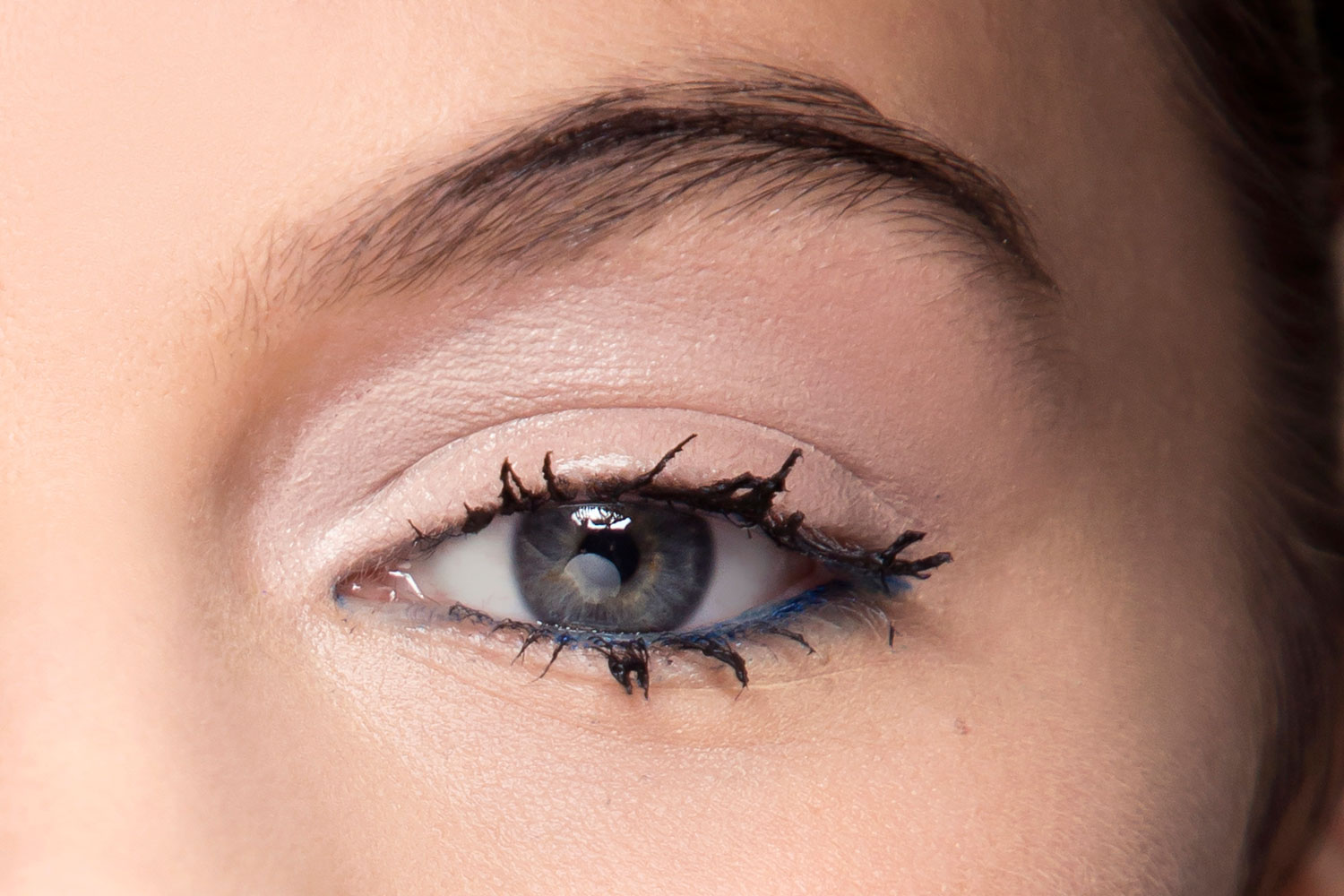These 10 Runway-Approved Eyebrow Looks Are Your Spring Beauty Weapons ...
