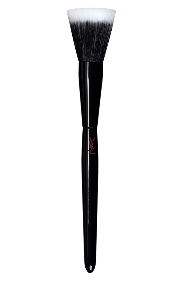 How to Use Makeup Brushes - theFashionSpot