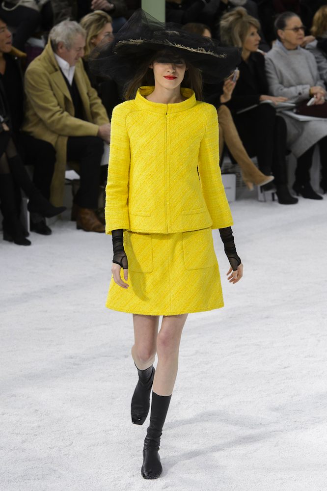 Chanel Couture Spring 2015 Runway - theFashionSpot
