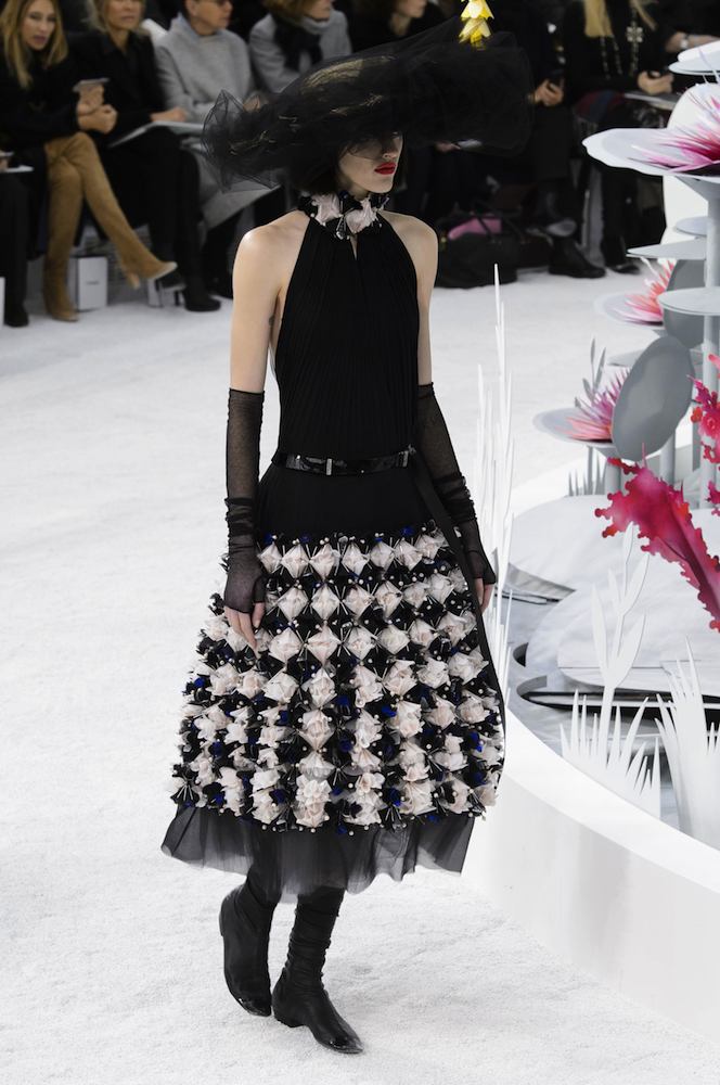 Chanel Couture Spring 2015 Runway - theFashionSpot