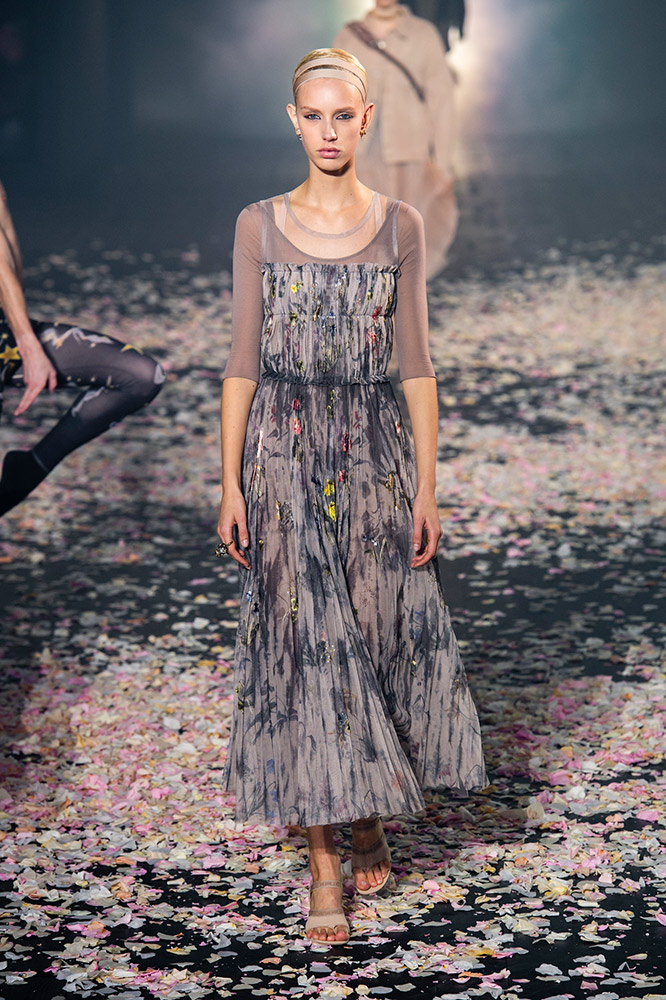 Christian Dior Spring 2019 Runway - theFashionSpot