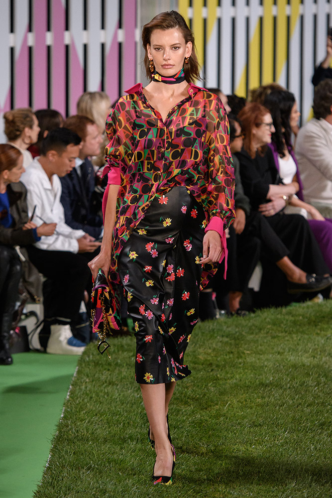Escada Spring 2019 Runway - theFashionSpot