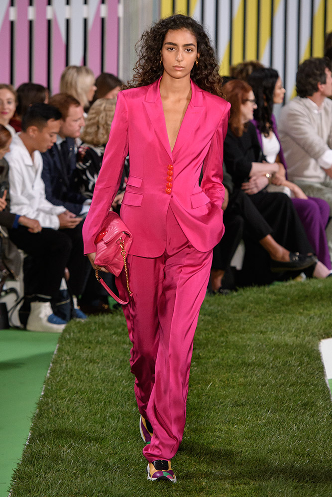 Escada Spring 2019 Runway - theFashionSpot