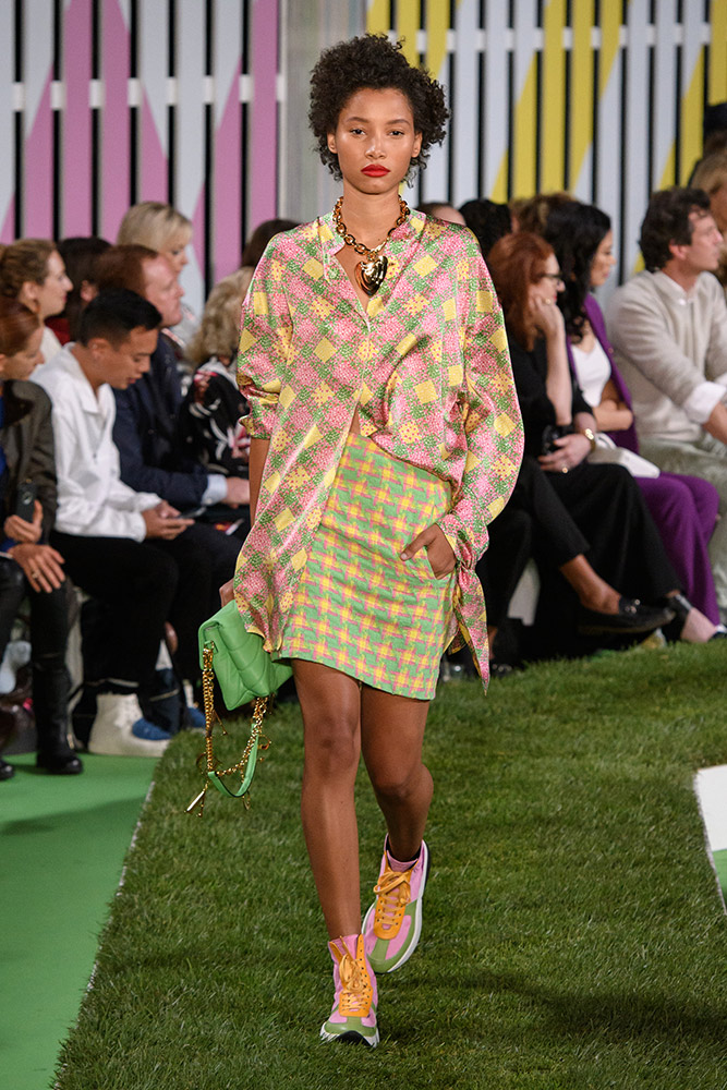 Escada Spring 2019 Runway - theFashionSpot