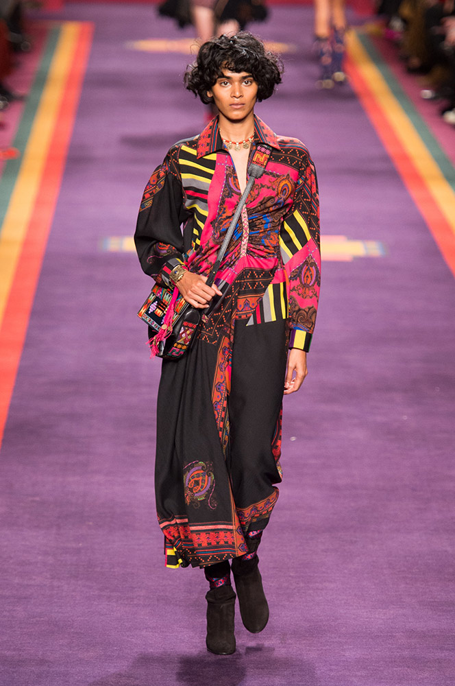 Etro Fall 2017 Runway - theFashionSpot
