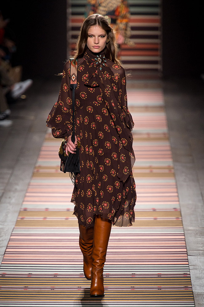 Etro Fall 2018 Runway - theFashionSpot