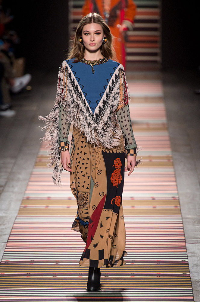 Etro Fall 2018 Runway - theFashionSpot