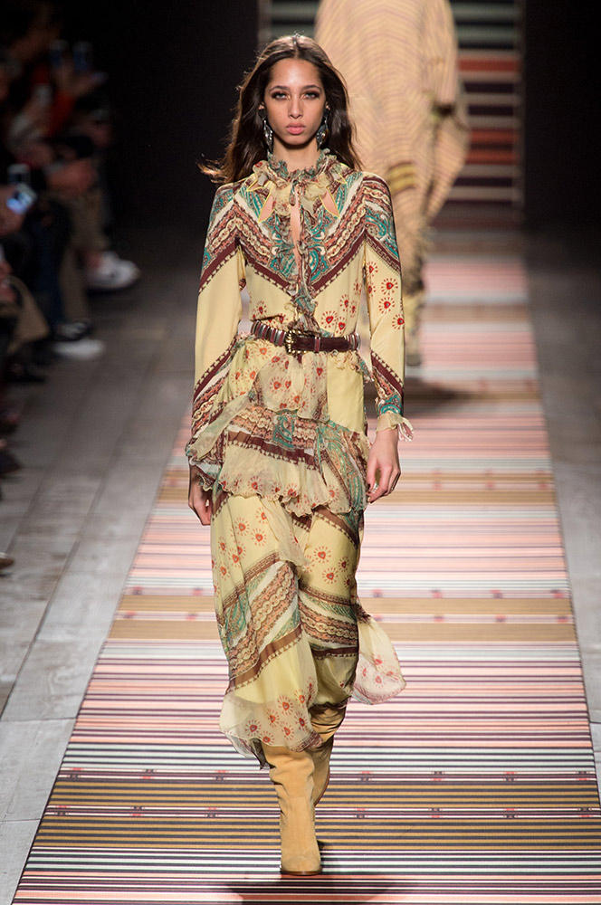 Etro Fall 2018 Runway - theFashionSpot