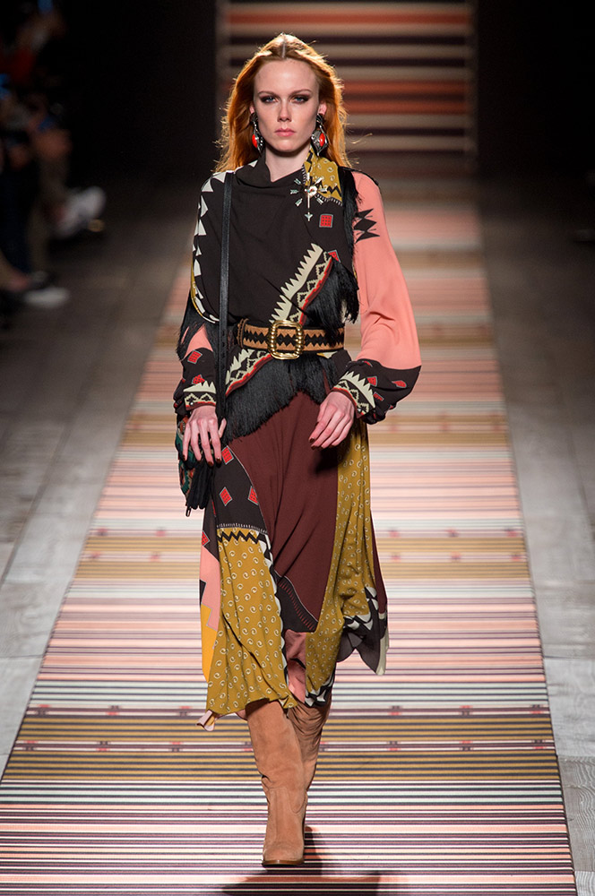 Etro Fall 2018 Runway - theFashionSpot