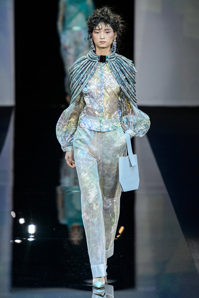 Giorgio Armani Spring 2019 Runway - theFashionSpot