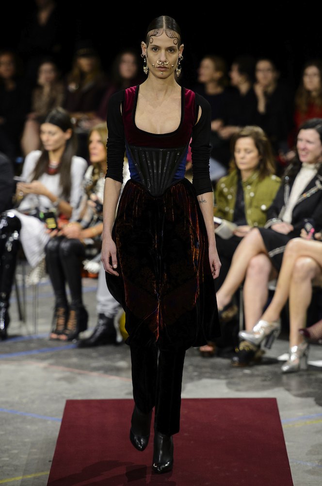Givenchy Fall 2015 Runway - theFashionSpot