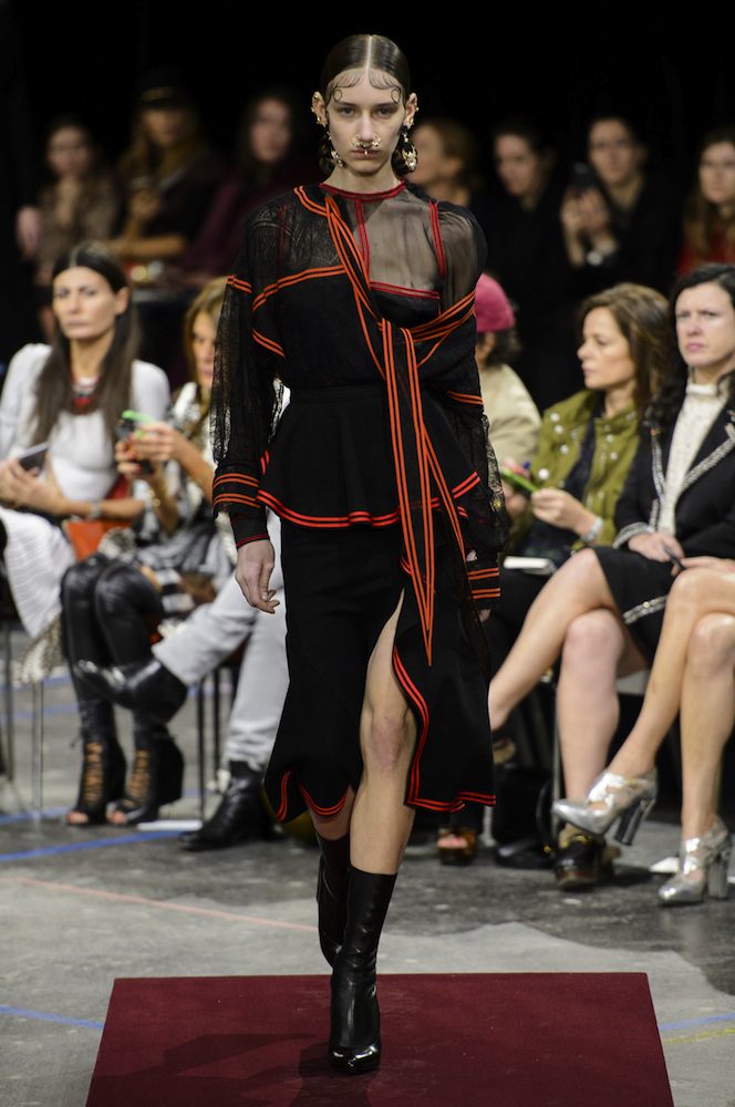 Givenchy Fall 2015 Runway - theFashionSpot