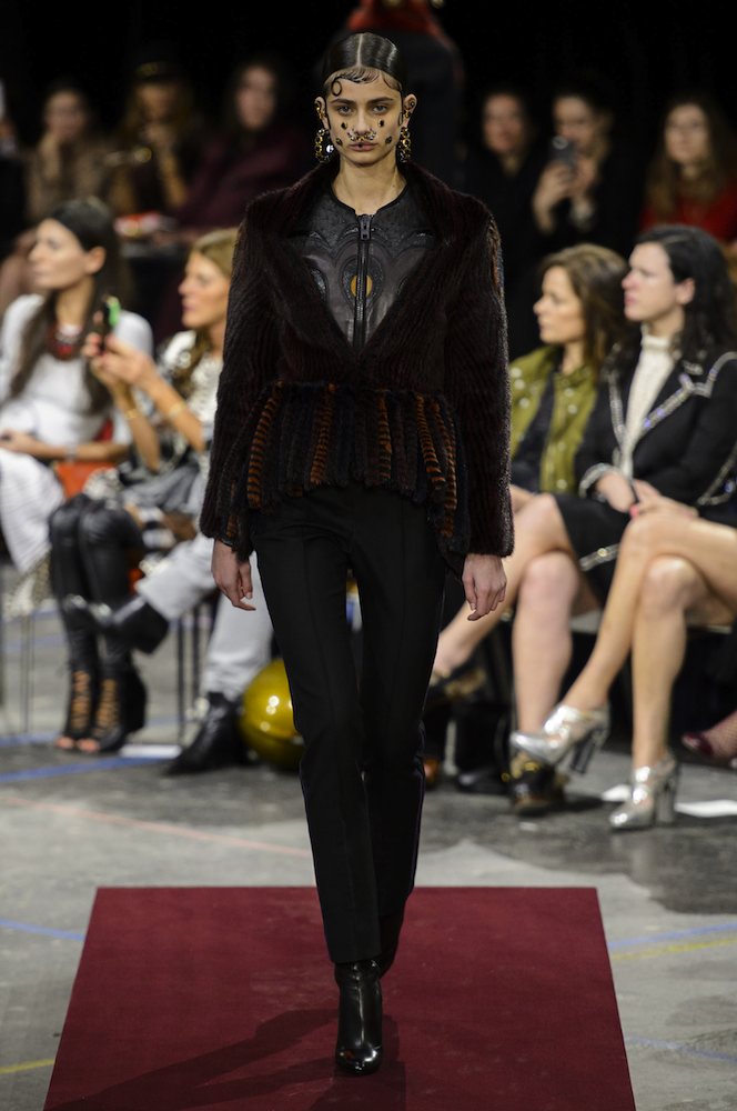 Givenchy Fall 2015 Runway - theFashionSpot