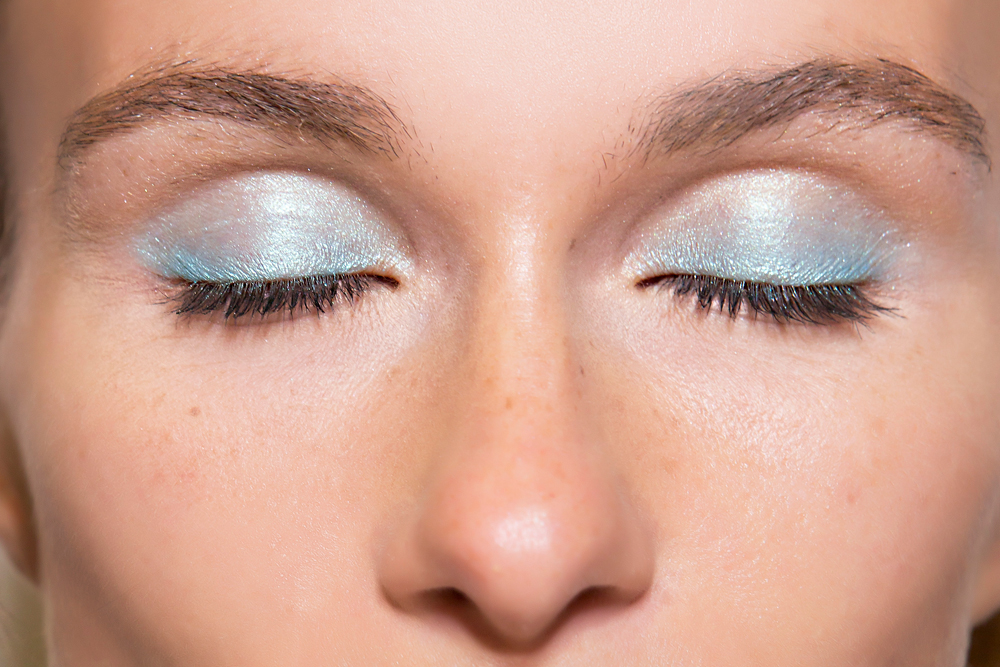 Bright Eyeshadow: How to Wear Colorful Eye Makeup IRL - theFashionSpot