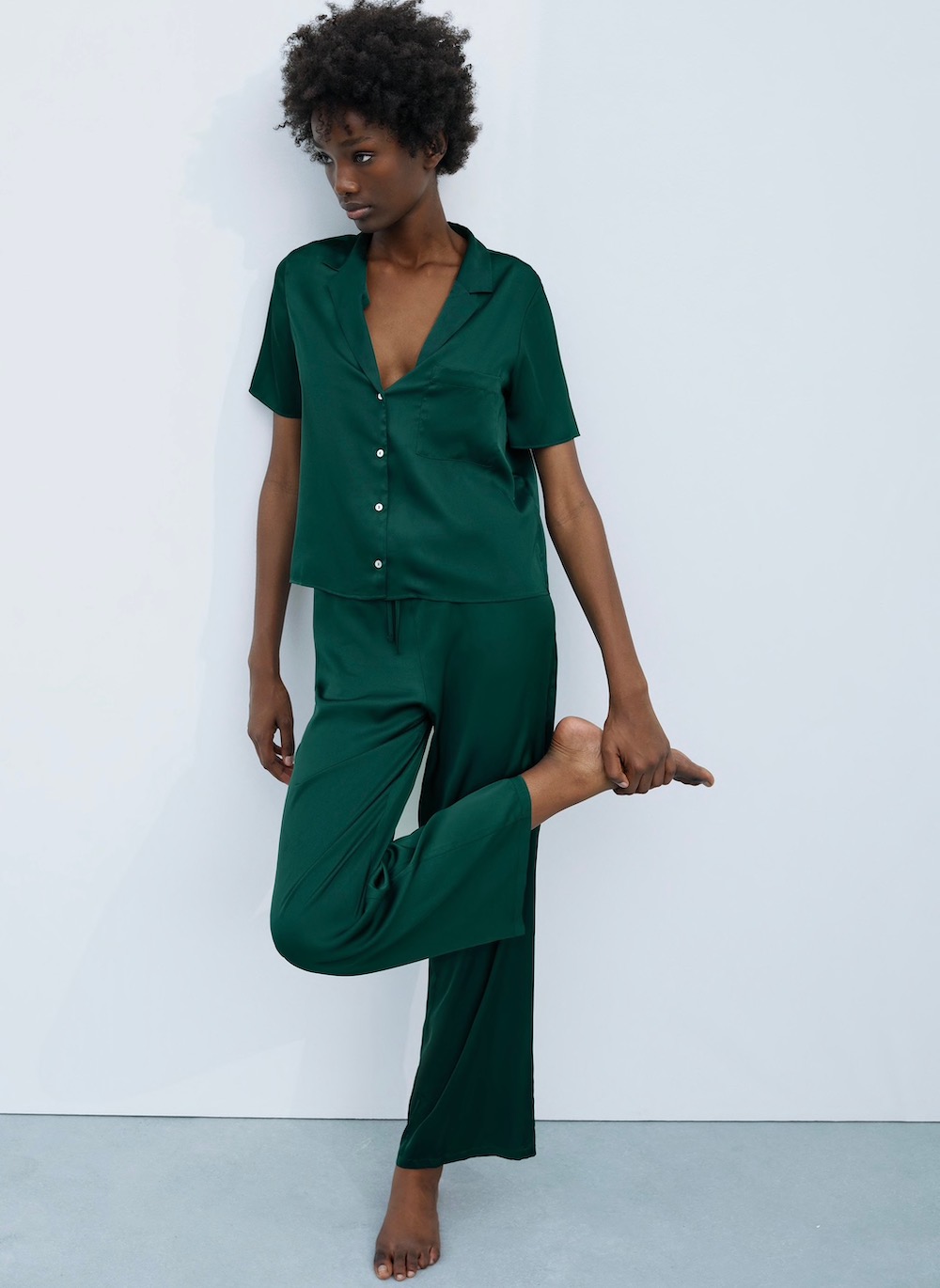 Holiday Pajamas That Are Actually Stylish - theFashionSpot