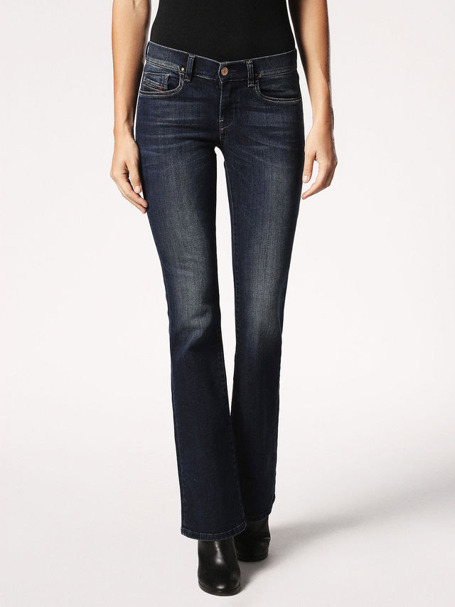 How to Wear Low-Rise Jeans, Plus the Best Pairs to Shop Now ...