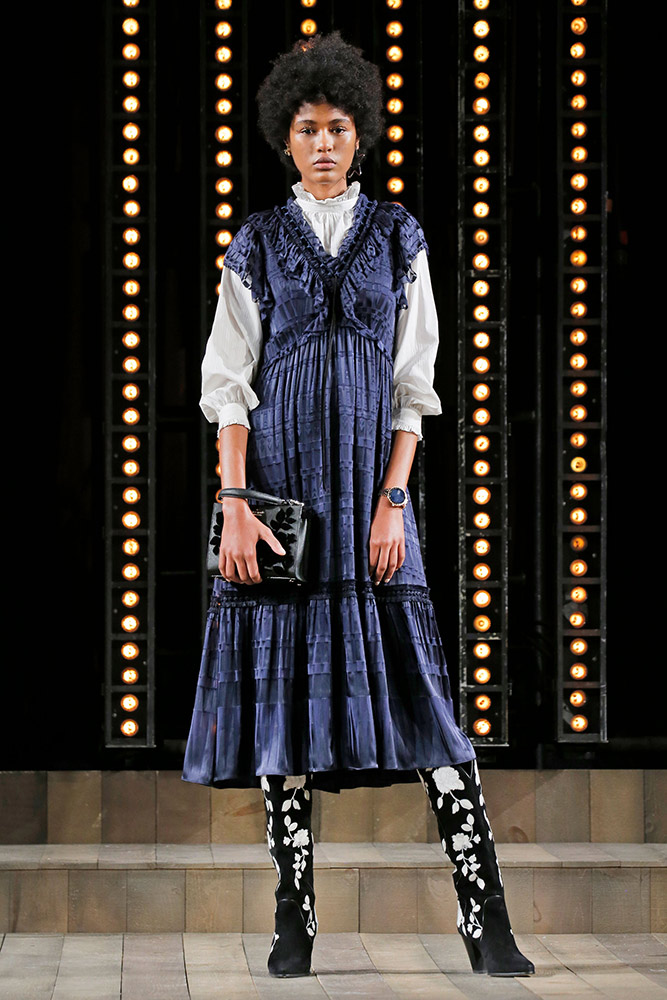 Kate Spade New York Fall 2018 Runway - theFashionSpot