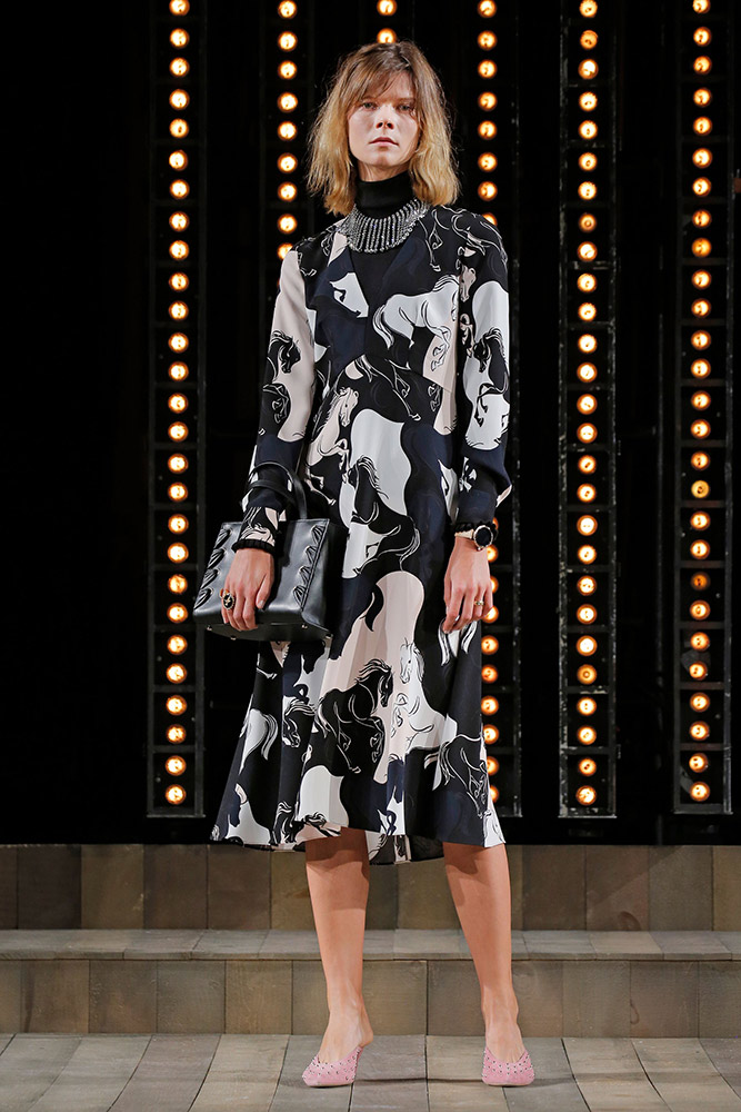 Kate Spade New York Fall 2018 Runway - theFashionSpot