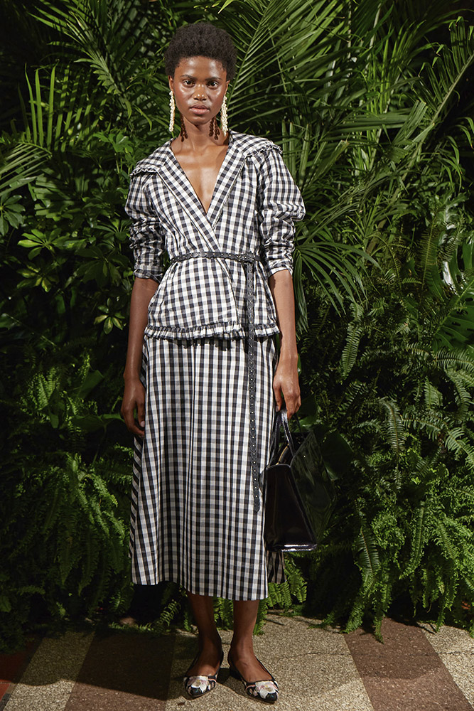 Kate Spade New York Spring 2018 Runway - theFashionSpot