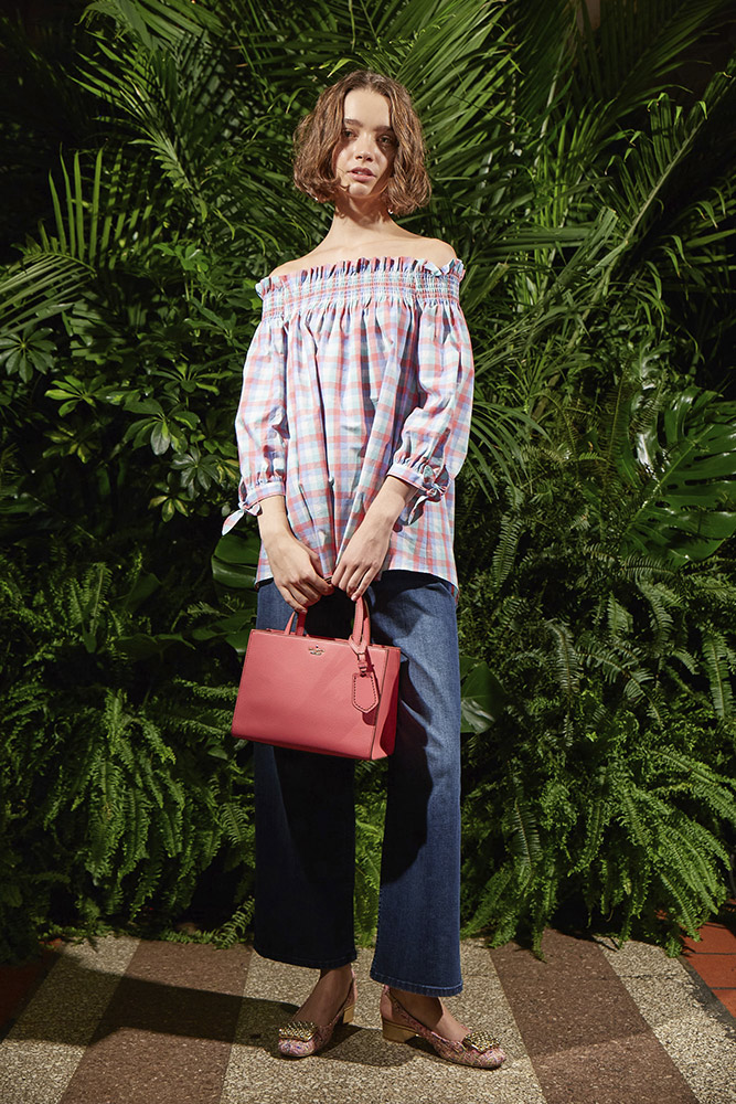 Kate Spade New York Spring 2018 Runway - theFashionSpot