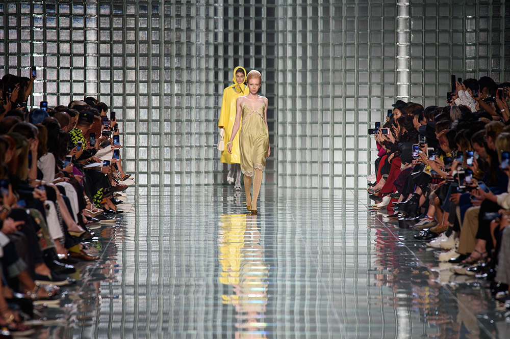 Marc Jacobs Spring 2019 Runway - theFashionSpot
