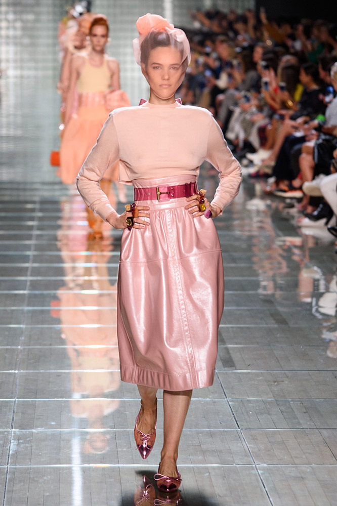 Marc Jacobs Spring 2019 Runway - theFashionSpot