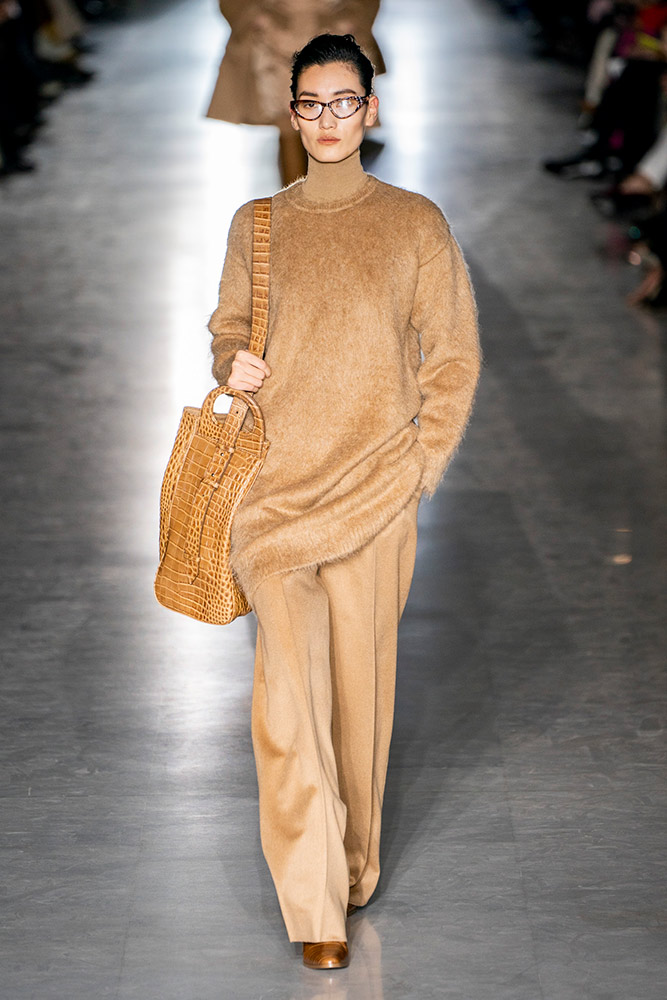 Max Mara Fall 2019 Runway - theFashionSpot