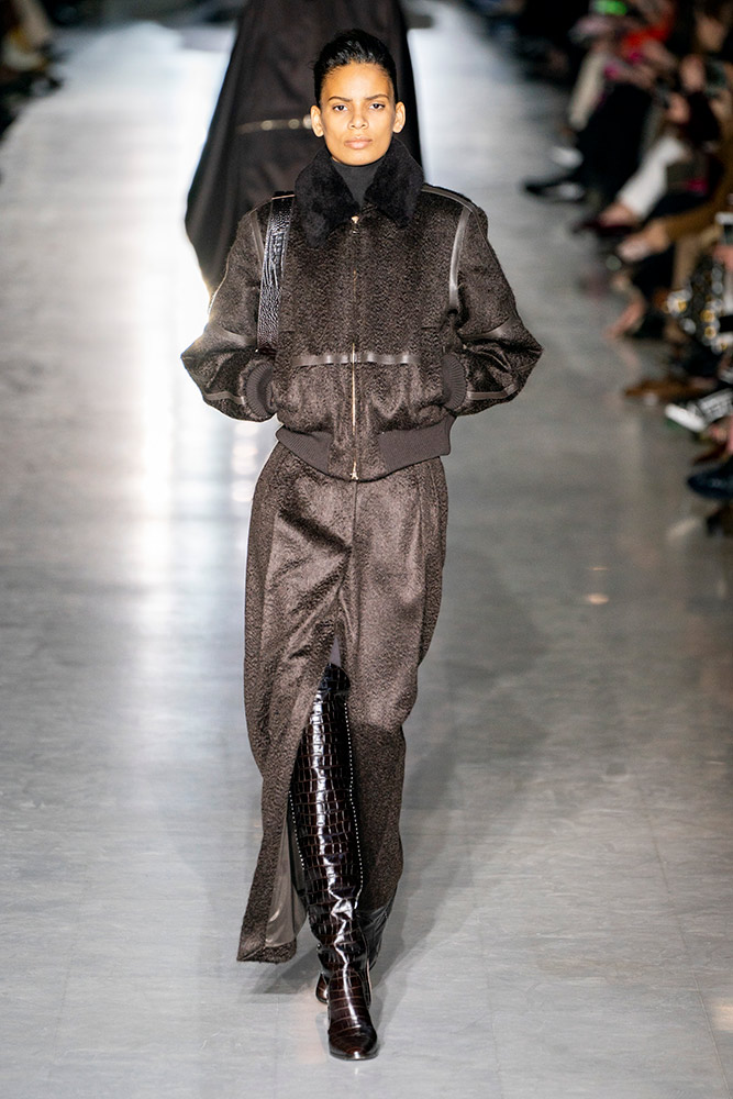 Max Mara Fall 2019 Runway - theFashionSpot