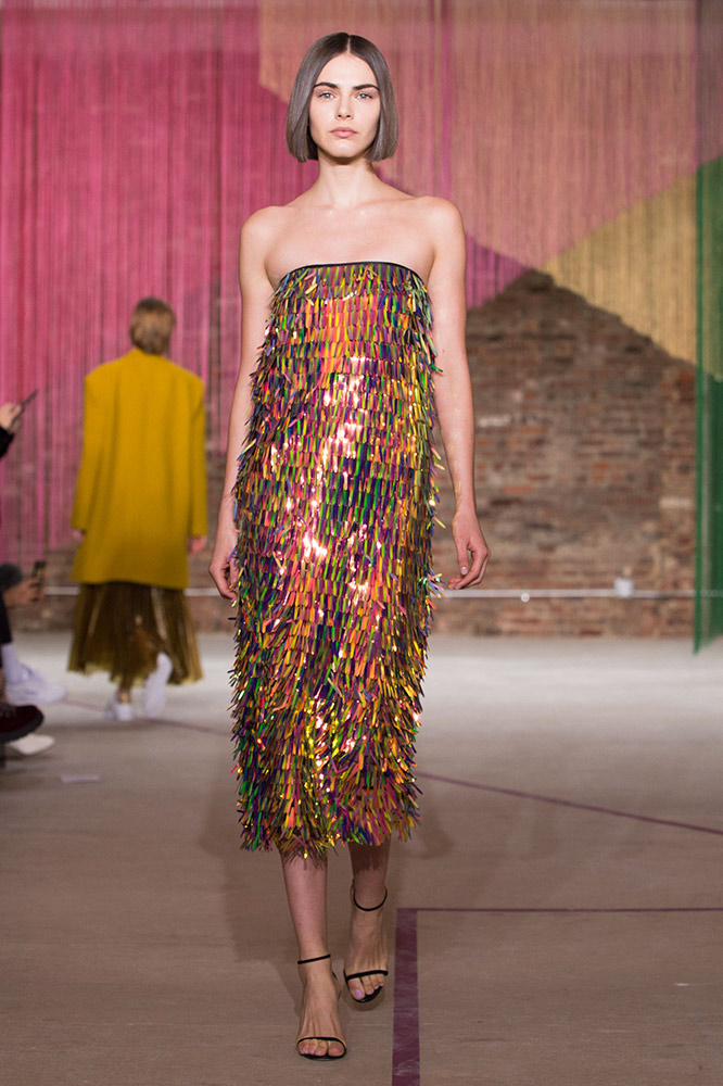 Milly Fall 2018 Runway - theFashionSpot
